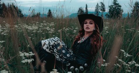 Noeline Hofmann Opry