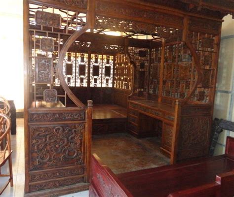 Huanghuali Thousand Workers Babu Bed