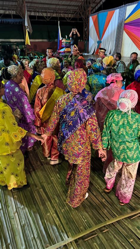 Kyle Jennermann “lunsay” A Traditional Song And Dance Of The Jama Mapun The Distinct Parts Of