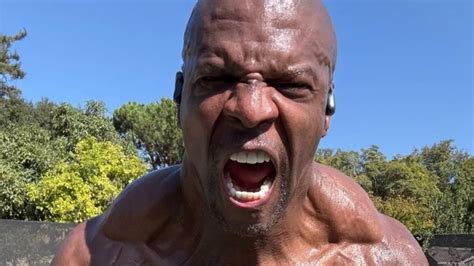 Terry Crews Flexes For The Camera In Jaw Dropping Shirtless Pic