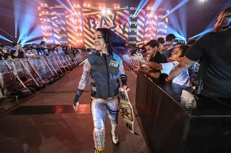 Bayley Delivers Real Strikes To Liv Morgan On Raw