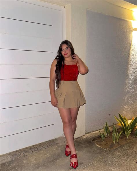 Leandra Sanchez Leandrasanchez27 • Instagram Photos And Videos