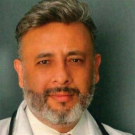 Eduardo MÁrquez R Research Director Doctor Of Medicine