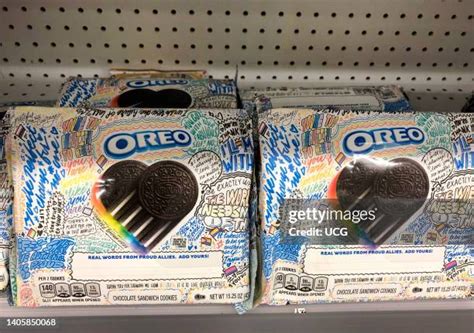 Oreo Packaging Photos And Premium High Res Pictures Getty Images