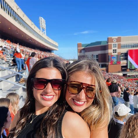 Tori Van Epps Victoriavanepps • Instagram Photos And Videos