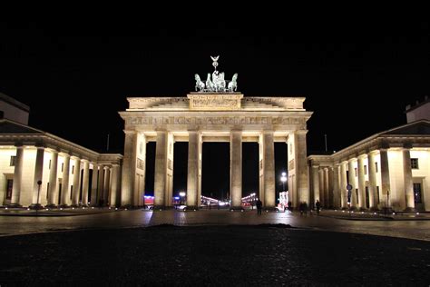 Miniso Brandenburg Gate At Debra Waddell Blog