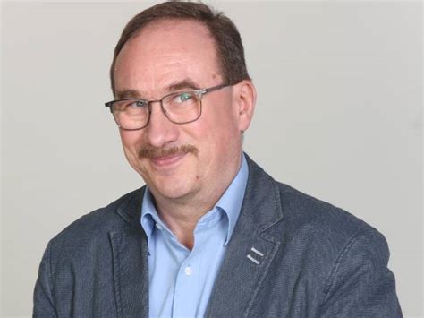 Prof Saulius Serva Apie Nobelio Ligą Lietuvos Mokslo Ypatybes Ir Mielių Virusų žavesį