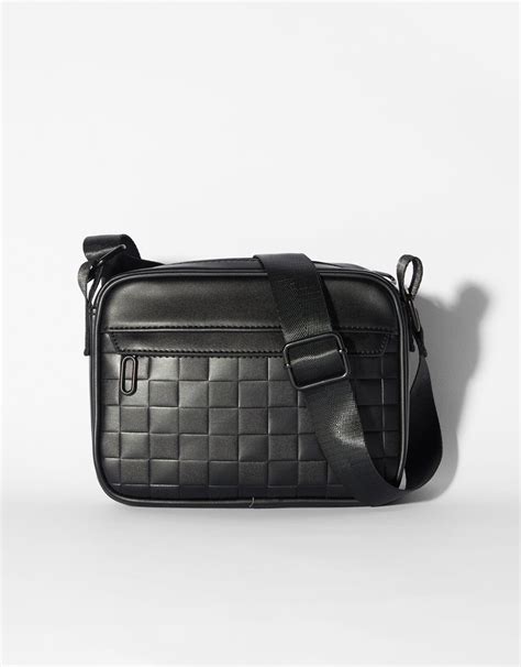 El Bolso Para Hombre La Tendencia Del 2023 Más Práctica