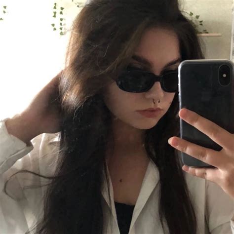 Pusi Jusi主播：免费直播性爱表演和聊天 Stripchat