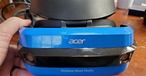 Bought A Wmr Headset And Controller From A Goodwill In Seattle Album On Imgur