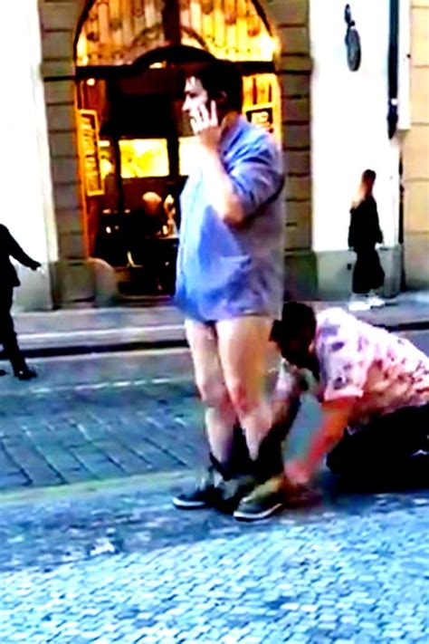 Chubby Guy Pantsed By Friend 日本語で Chubby Guy Pantsed By Friend 日本語で