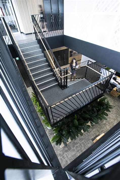 Mascot Office Active Metal