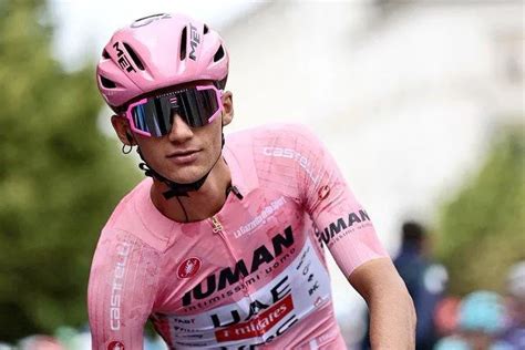 Isaac Del Toro Líder En El Giro De Italia