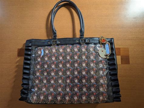 原神 胡桃 痛バ 痛バッグ 缶バッチ メルカリ