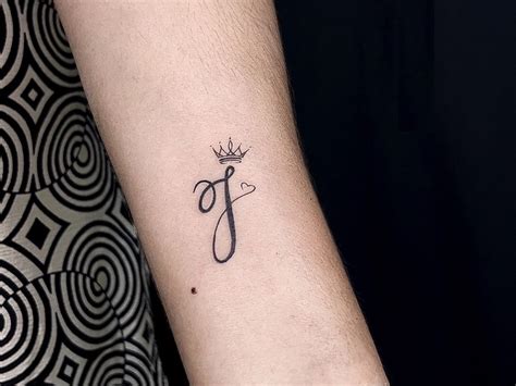15 Cardinal Tattoo Designs To Symbolize Love And Hope
