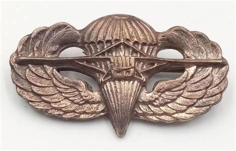 Sold At Auction Ww2 British Made Us Silver Glider Troops Wings