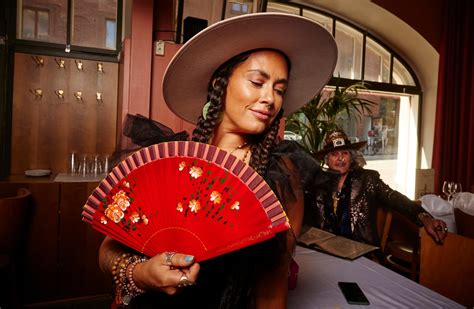 Sofia Zida Oli Käytännössä Isätön Kunnes Tapasi Andy Mccoyn Apu