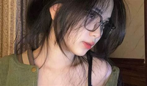 Video Bokep Jilbab Indo Kuning Berkecamata Ngent Dimobil Dexlitetube