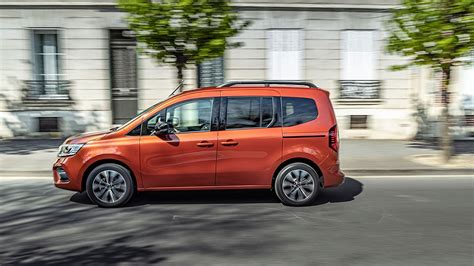 רנו קנגו 2021 החדש נחשף כולל דגם אקספרס מסחרי Cartube