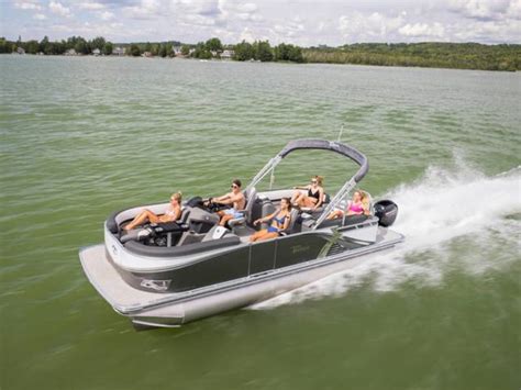 Bigfork Outdoor Rentals Boat Rental Pontoon Rental Waverunner And Pwc