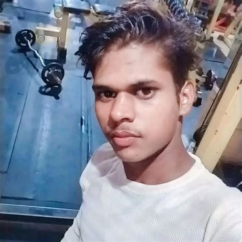 Mukesh Yadav Mukesh25103 • Threads Say More