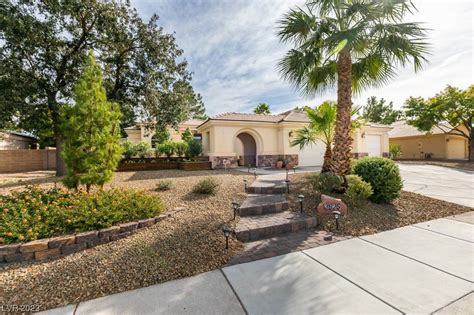 3825 N Torrey Pines Drive Las Vegas 89108