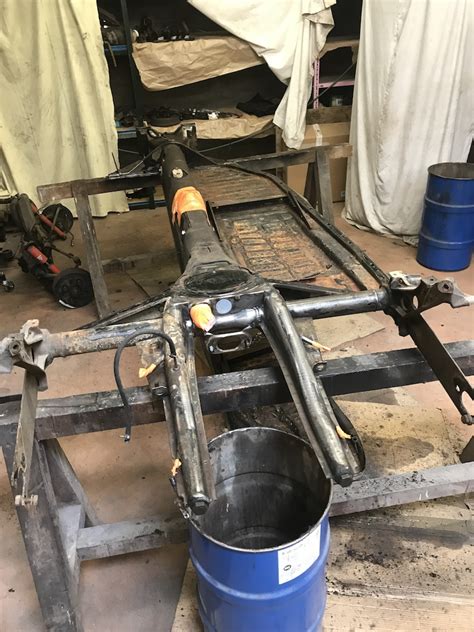 Volkswagen Cox 1500 Deluxe 1968 Châssis Eugène Tôlerie