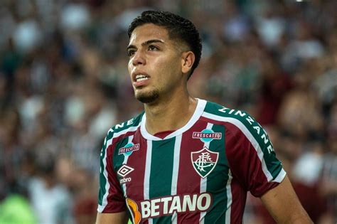 Nonato Tem Nome Registrado No Bid E Pode Jogar Pelo Fluminense