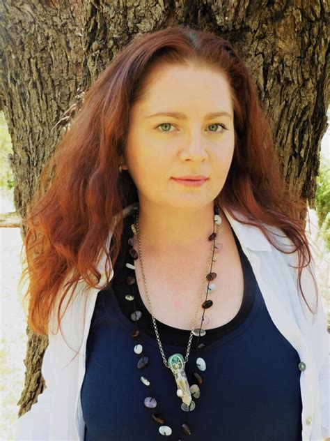 How To Choose An Oracle Deck Anna Stark