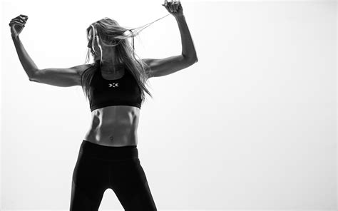 24 Life Gabrielle Reece Athlete And Laird Hamilton
