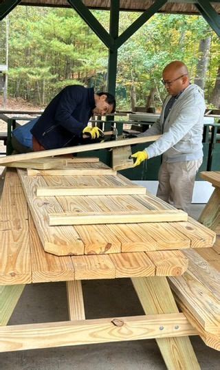 Fidelityassociate Chris Carboneau