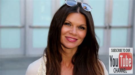 Danielle Vasinova Talks About Robert Herjavec While Leaving Arclight Theatre In Hollywood Youtube