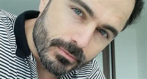 Nacho Casano De La Casa De Los Famosos 2 Quién Es Y Fotos De Instagram Biografía Edad