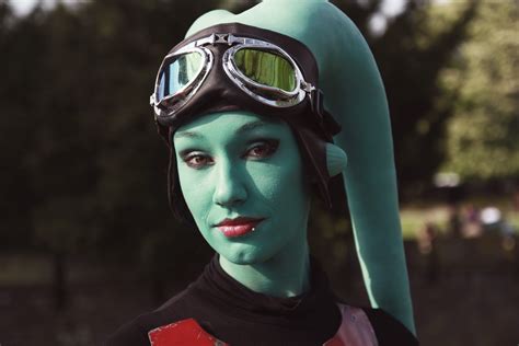 Twilek Close Up By Tammiejjj On Deviantart