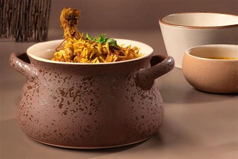 Oreen Handcrafted Stoneware Tableware Bufftetware