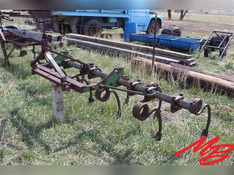 3pnt Spring Shank Chisel Plow 10 Musser Bros Inc