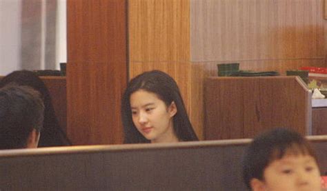 亨特拜登刘亦菲天涯刘亦菲和亨特拜登4 伤感说说吧