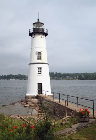 Rock Island Lighthouse New York At