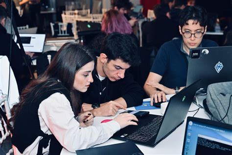 Edu Chain Hackathon Semester 2 Rise In