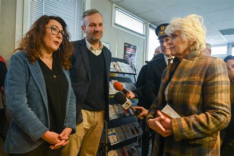 Marne Droits Des Femmes Lespace Gisèle Halimi Sur De Bons Rails