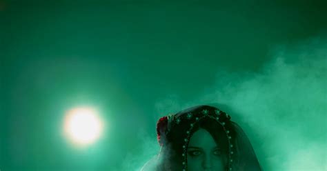 Iris Von Everec Пикабу