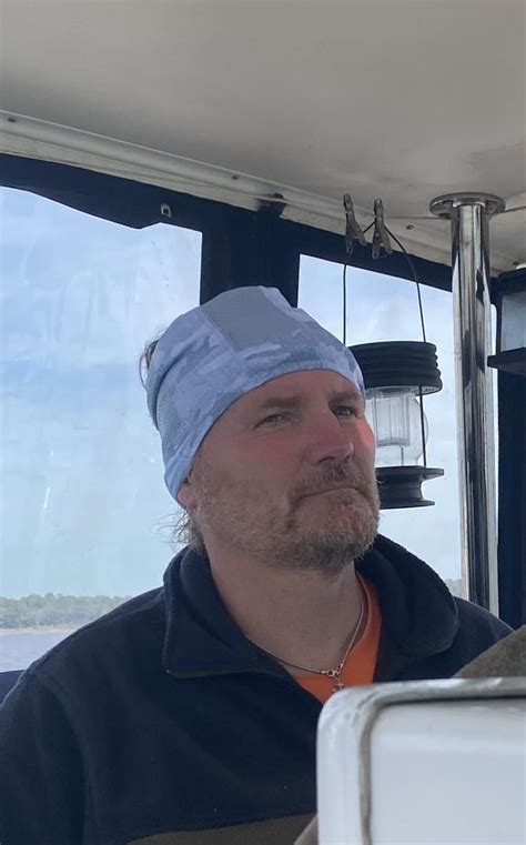 Captain Chris Looking Good Ps Antonella M Nester