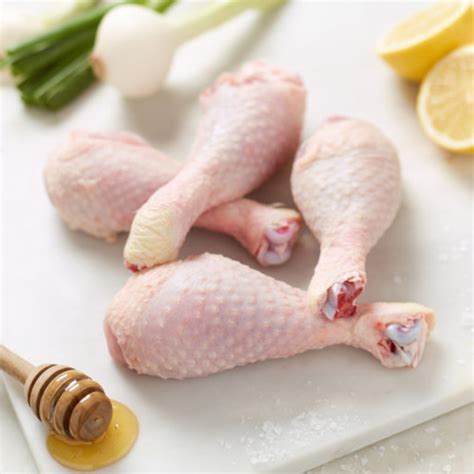 Organic Chicken Carcasses Primal Meats