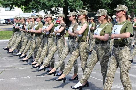 Sewing For Ukraine Volunteers Make Army Uniforms For Women The