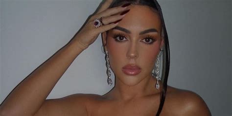 Georgina Rodriguez Nuda E Coperta Solo Da La Provocazione Di Lady