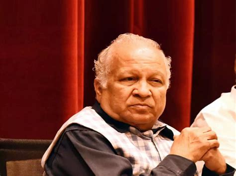 आगामी लोकसभेत भाजप २२० जागांपर्यंत जाईल बहुमत मिळणार नाही” कुमार केतकरांचा दावा Maharashtra