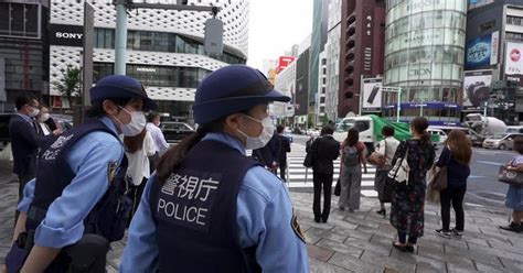 Walking The Beat In Japan A Heaven For Cops Cbs News