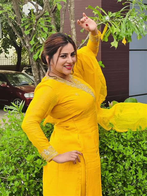 Anna Reshma Rajan R Malluhorny