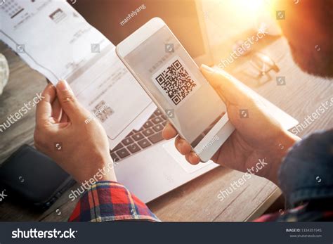 482 Qr Code Scanner Table Images Stock Photos Vectors Shutterstock