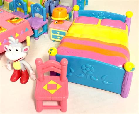 Dora The Explorer Talking House Dollhouse Furniture People Figures And